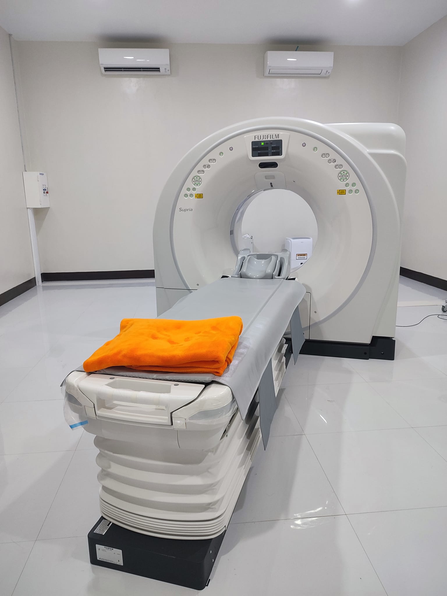 BRAND NEW & TOP OF THE LINE FUJIFILM SUPRIA 128 SLICES COMPUTED ...